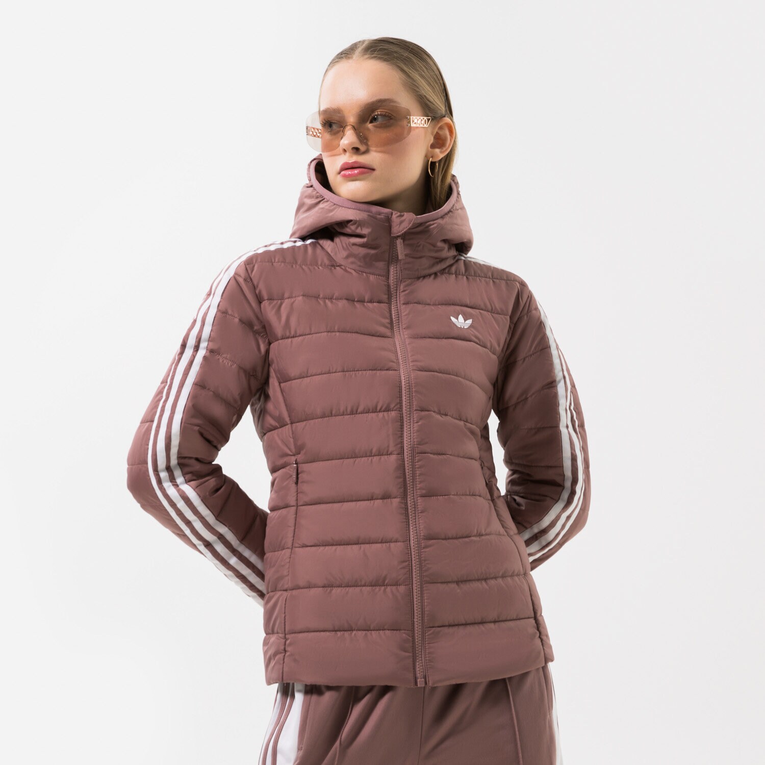ADIDAS KURTKA SLIM JACKET HK5250 BRĄZOWY | Damskie Kurtki zimowe w Sizeer