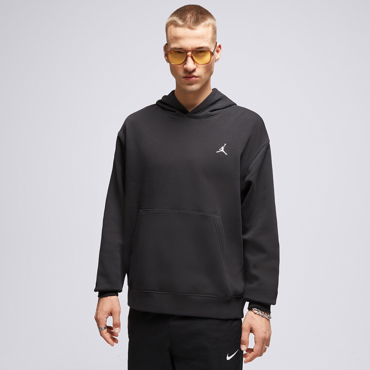 JORDAN BLUZA Z KAPTUREM M J ESS FLC PO FJ7774-010 CZARNY | Męskie Bluzy ...