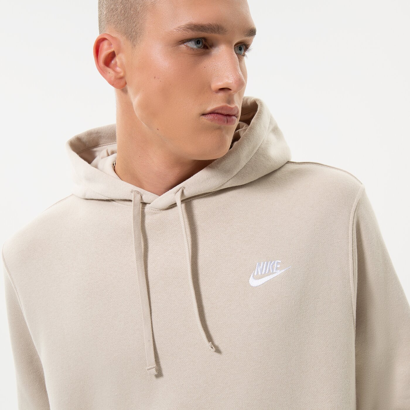 NIKE BLUZA Z KAPTUREM SPORTSWEAR CLUB FLEECE BV2654-206 | kolor beżowy | Męskie Bluzy | Odzież w ...