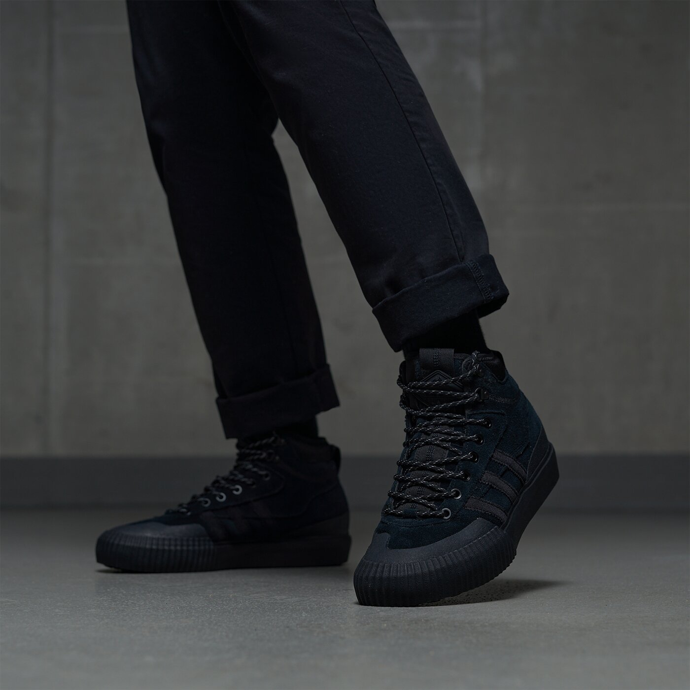 ADIDAS AKANDO ATR FV5130 | kolor czarny | Męskie Buty zimowe | Buty w Sklep Sizeer