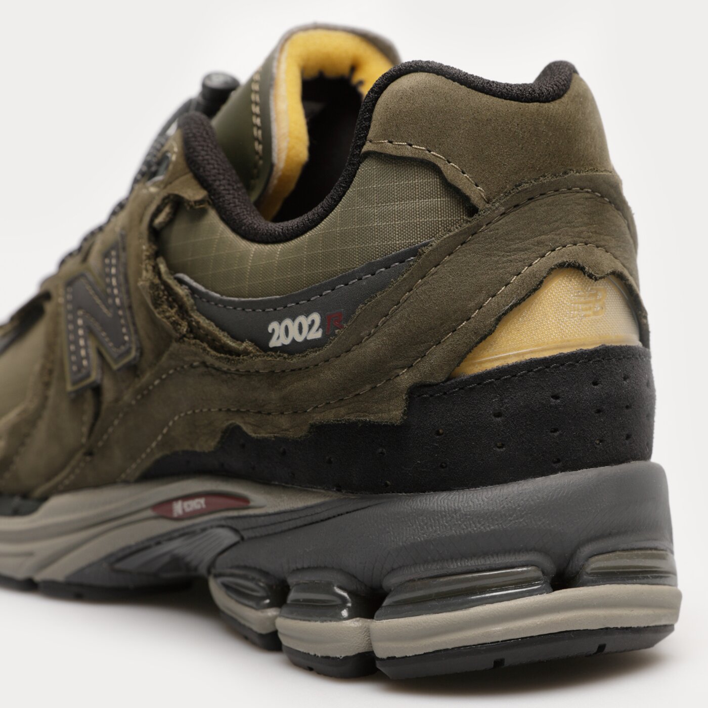 NEW BALANCE 2002R M2002RDN | kolor khaki | Męskie Sneakersy | Buty w ...