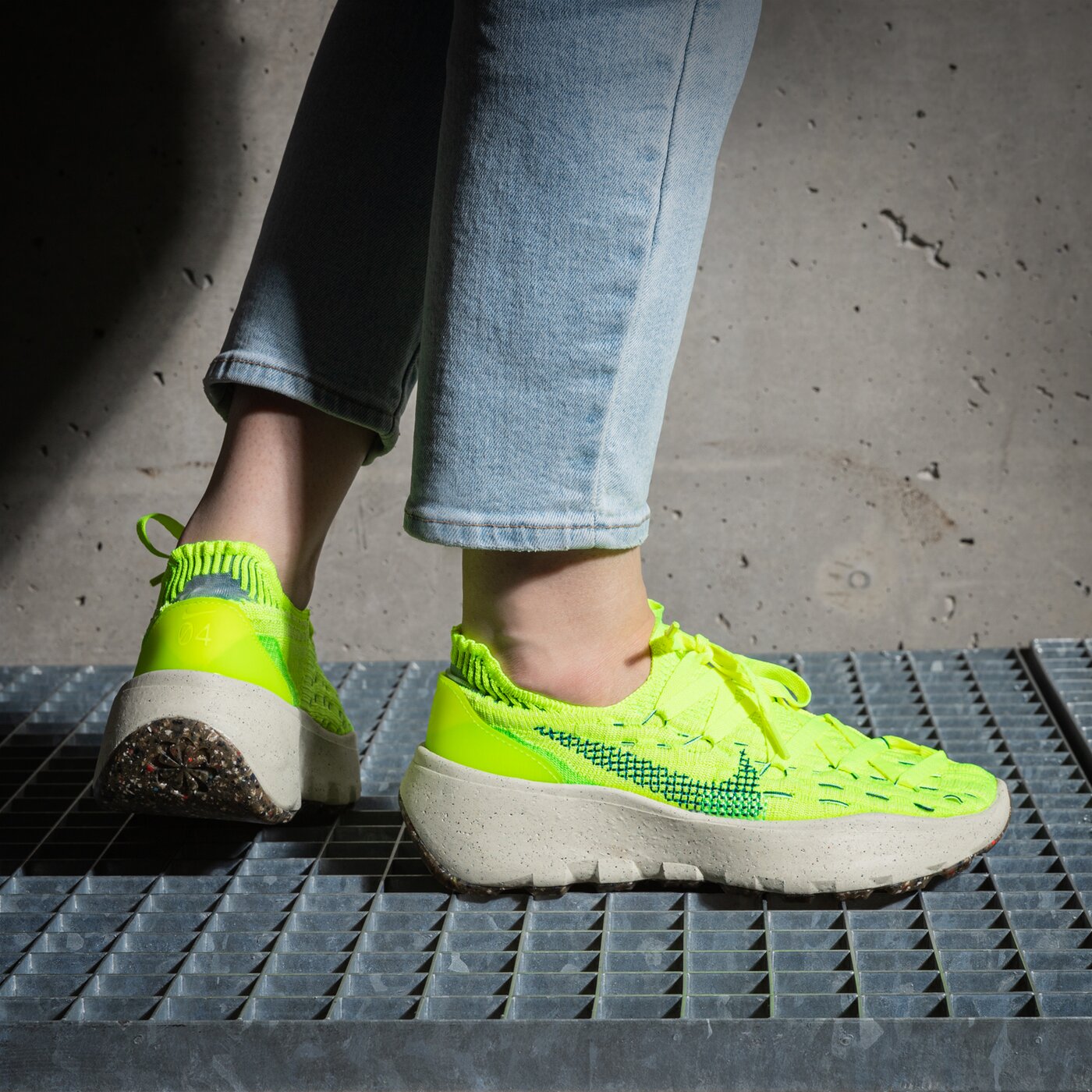 NIKE SPACE HIPPIE 04 DA2725-700 | kolor zielony | Damskie Sneakersy ...