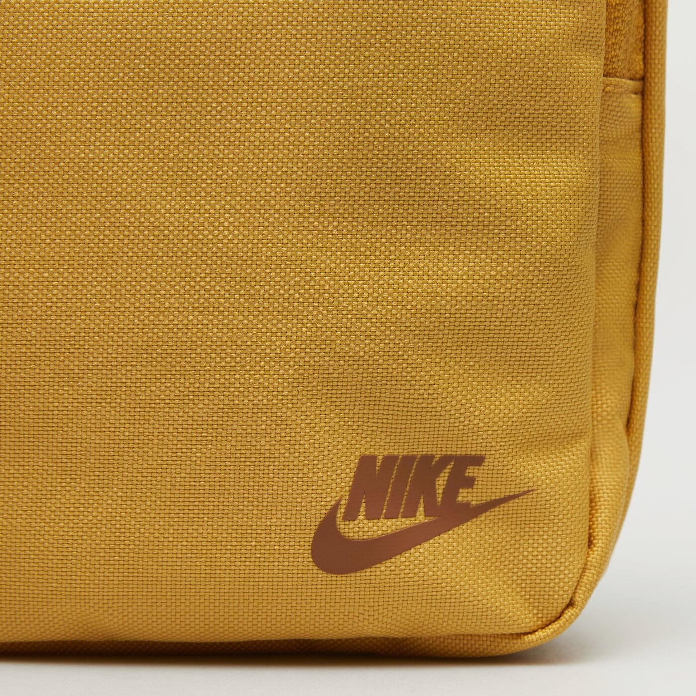 NIKE TORBA HERITAGE DB0456-725 | kolor beżowy | Damskie Torby | Akcesoria w Sklep Sizeer