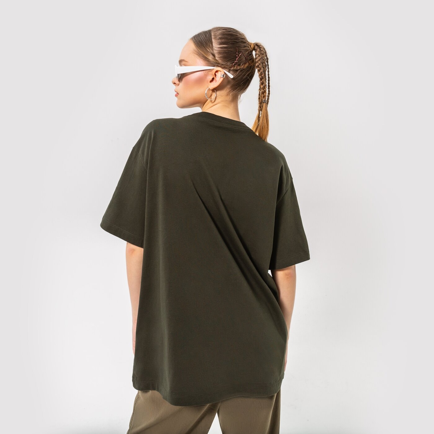 NIKE T-SHIRT W NSW TEE BF EARTH DAY DQ3047-355 | kolor BRĄZOWY ... NIKE T-SHIRT W NSW TEE BF EARTH DAY DQ3047-355 | kolor BRĄZOWY ...