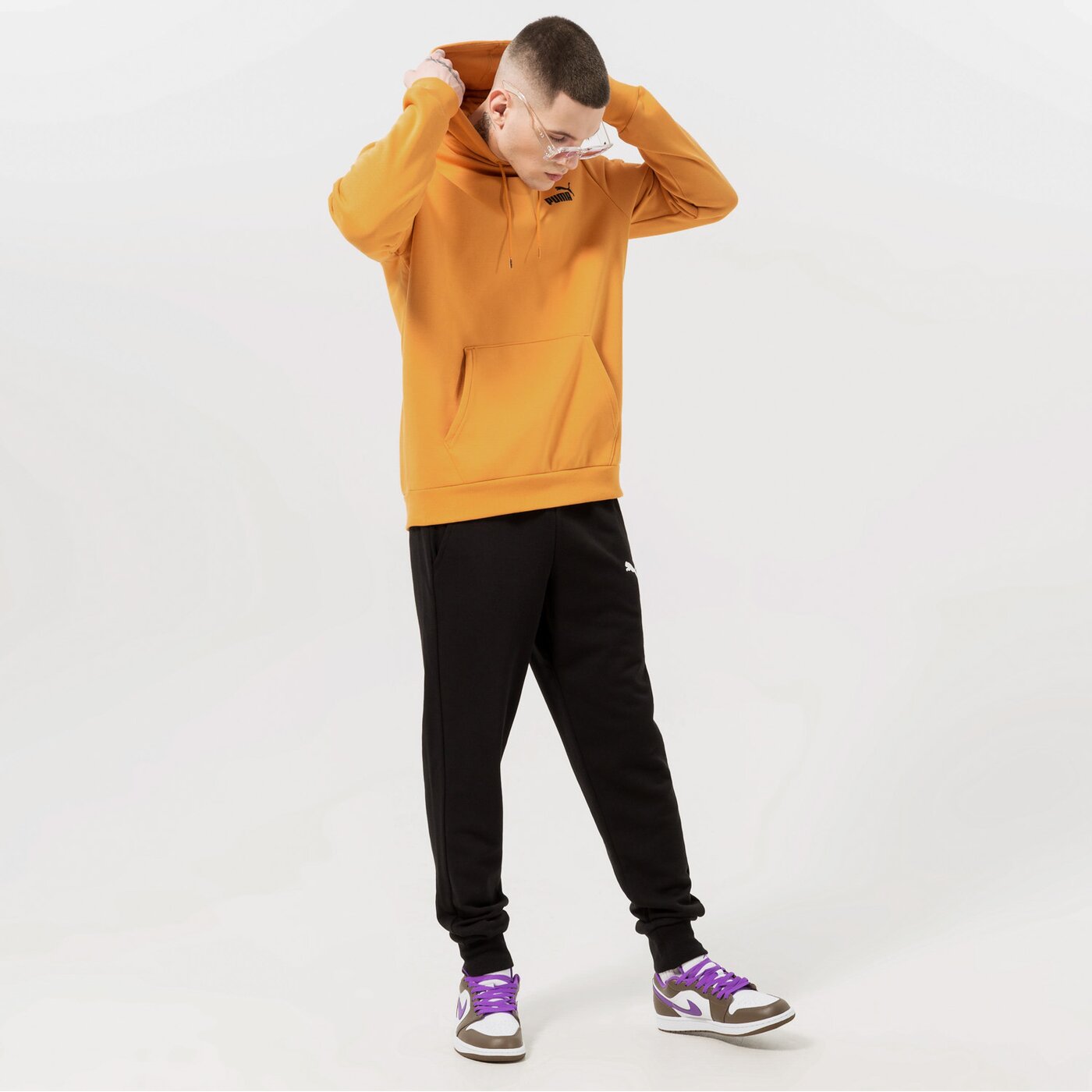 PUMA ESS Logo Pants TR cl 58671651 | kolor czarny | Męskie Spodnie | Odzież w Sklep Sizeer