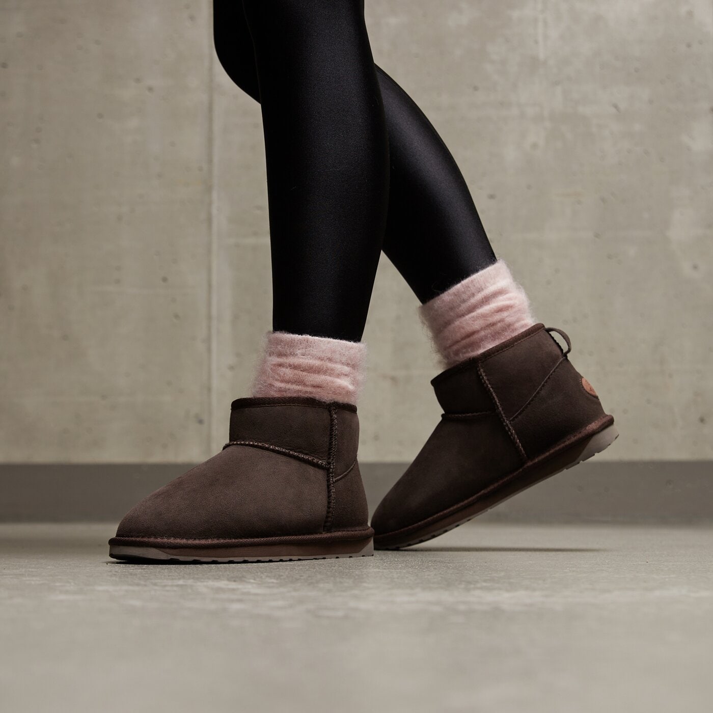 EMU AUSTRALIA STINGER MICRO W10937CHOCOLATE | kolor BRĄZOWY | Damskie Buty zimowe | Buty w Sklep ...