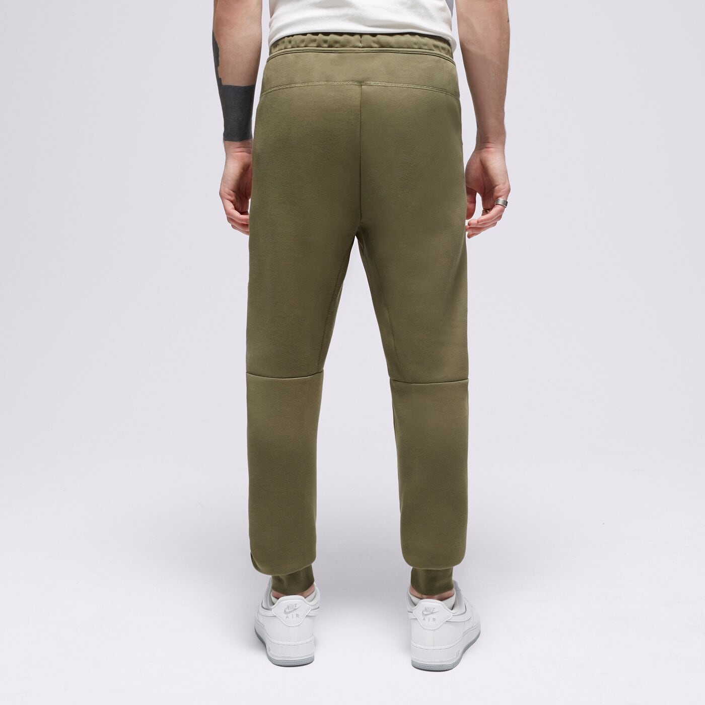 NIKE SPODNIE M NK TCH FLC JGGR FB8002-222 | kolor khaki | Męskie ...