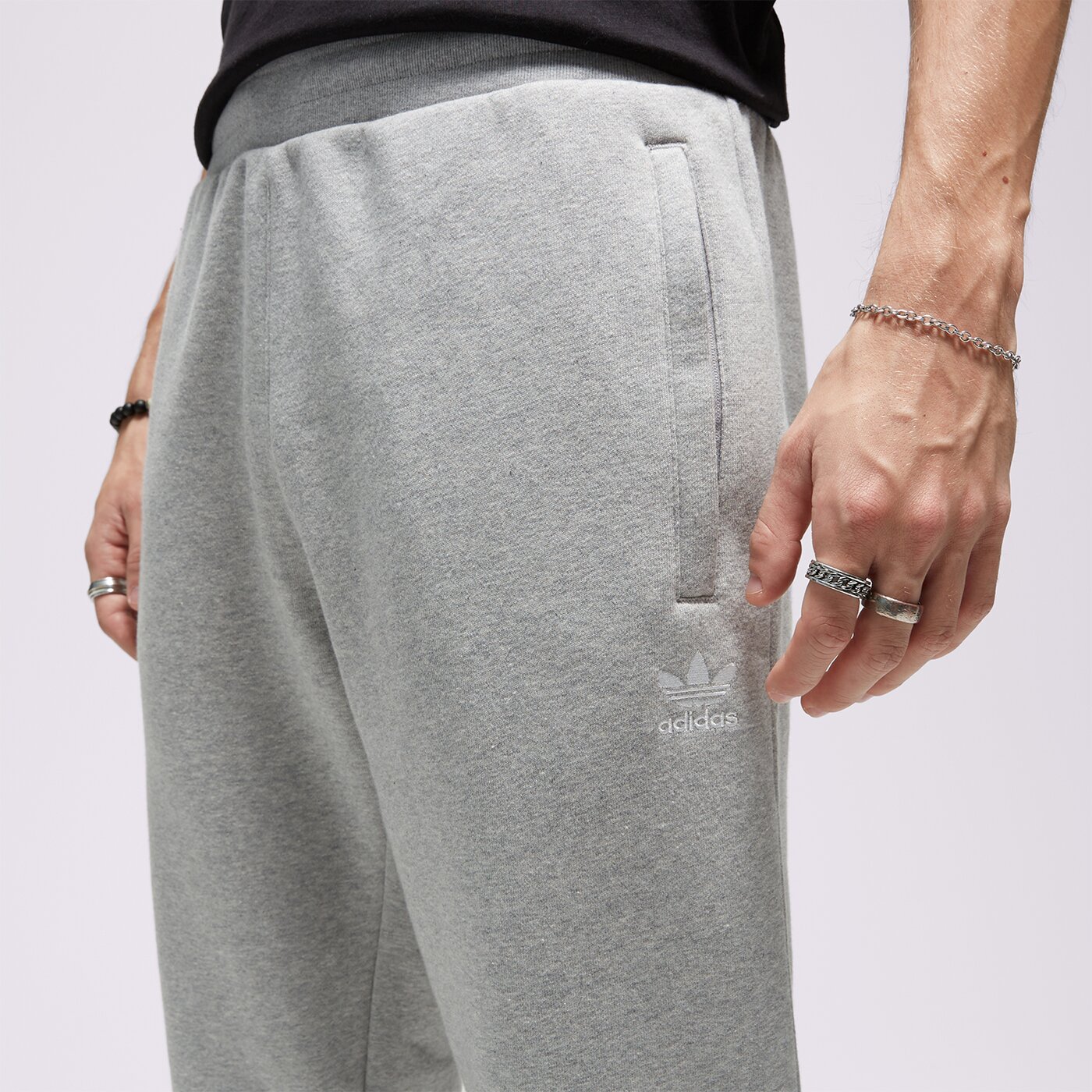 ADIDAS SPODNIE ESSENTIALS PANT IA4833 | kolor szary | Męskie Spodnie ...