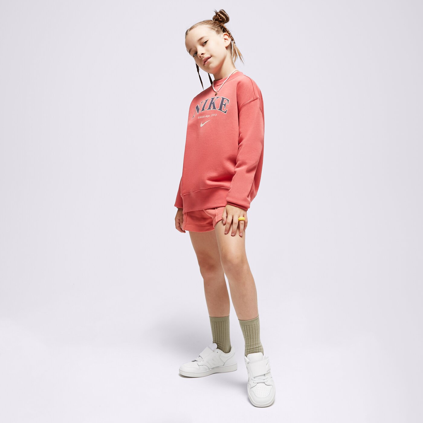 NIKE BLUZA G NSW OOS TREND CREW PRNT FJ5286-655 | kolor różowy | Dziecięce Bluzy | Odzież w ...