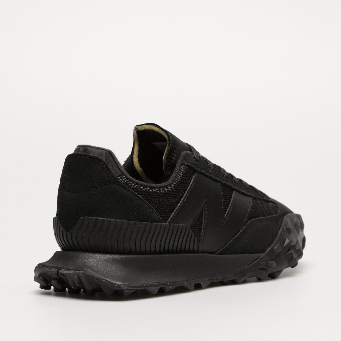 NEW BALANCE UXC72 UXC72SC | kolor czarny | Męskie Sneakersy | Buty w Sklep Sizeer