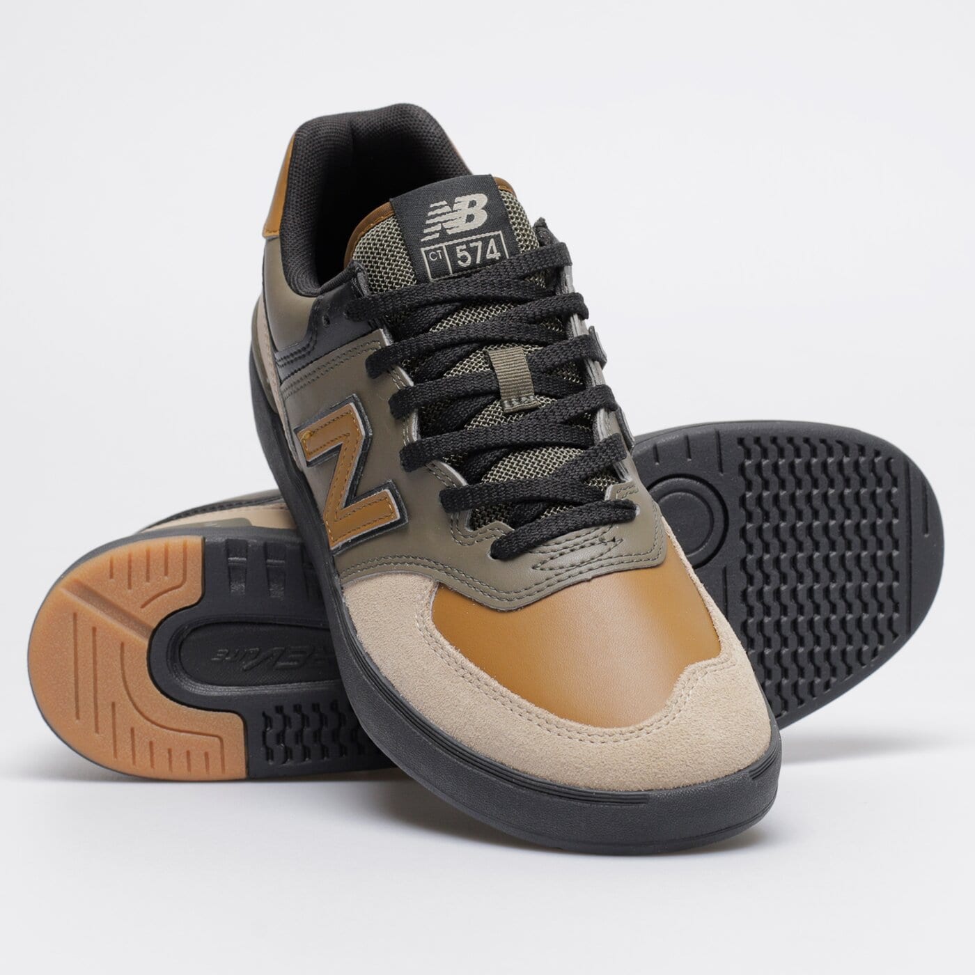 NEW BALANCE 574 CT574GBT | kolor khaki | Męskie Sneakersy | Buty w Sklep Sizeer