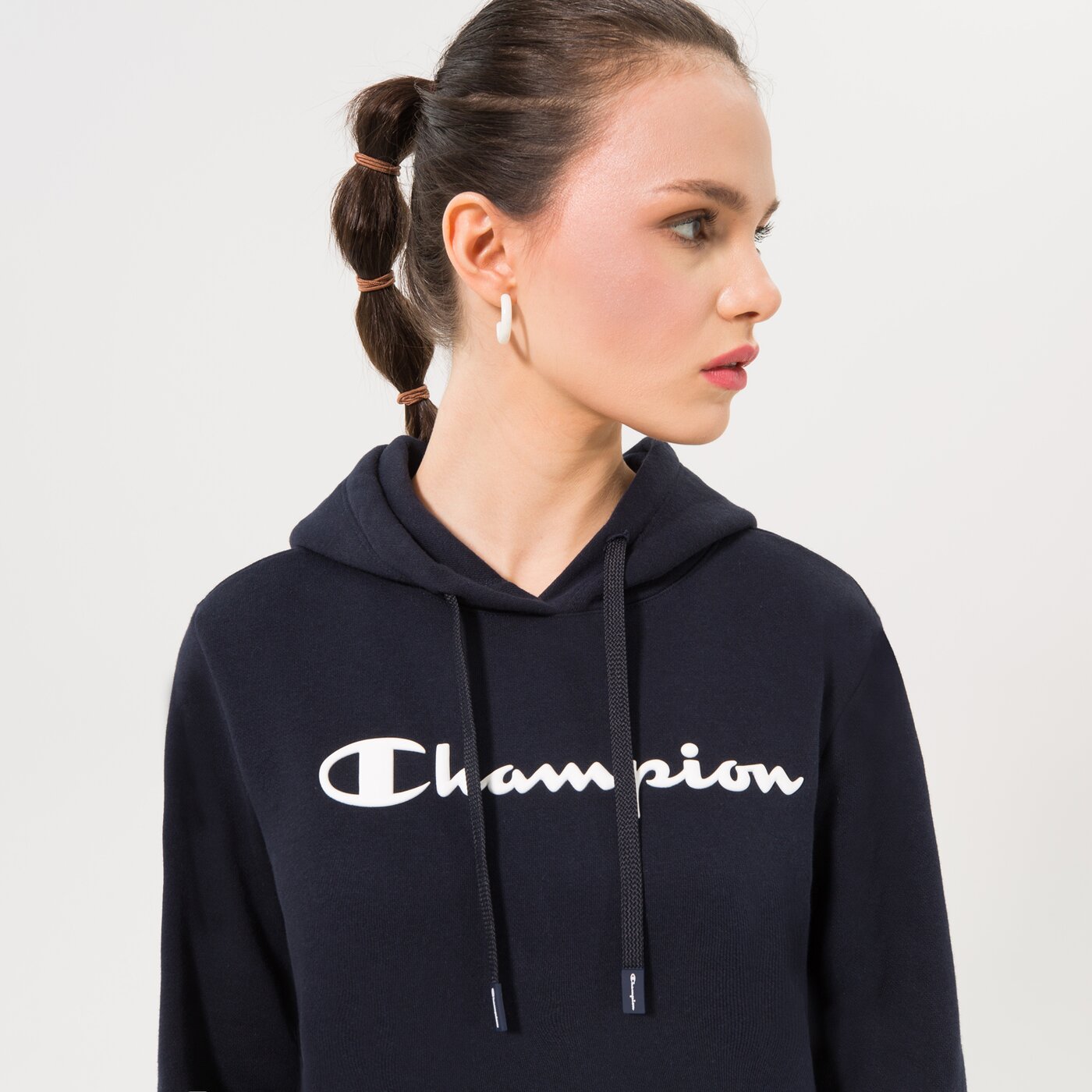 CHAMPION BLUZA Z KAPTUREM HOODED SWEATSHIRT 115687BS501 | kolor czarny | Damskie Bluzy | Odzież ...