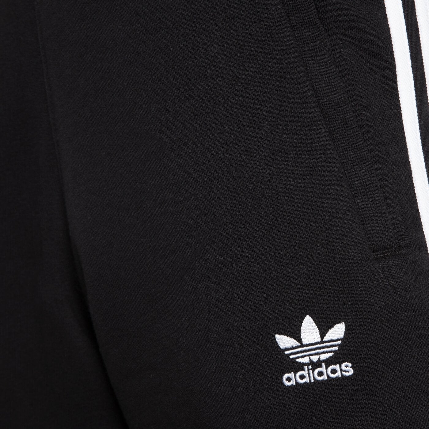 ADIDAS SPODNIE 3-STRIPES PANT IA4794 | kolor czarny | Męskie Spodnie ...