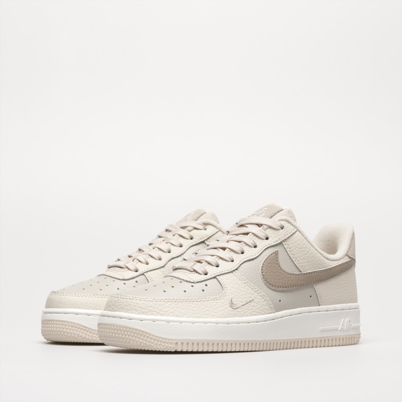 NIKE W AIR FORCE 1 LO '07 JDHO FB8483-100 | kolor beżowy | Damskie ...