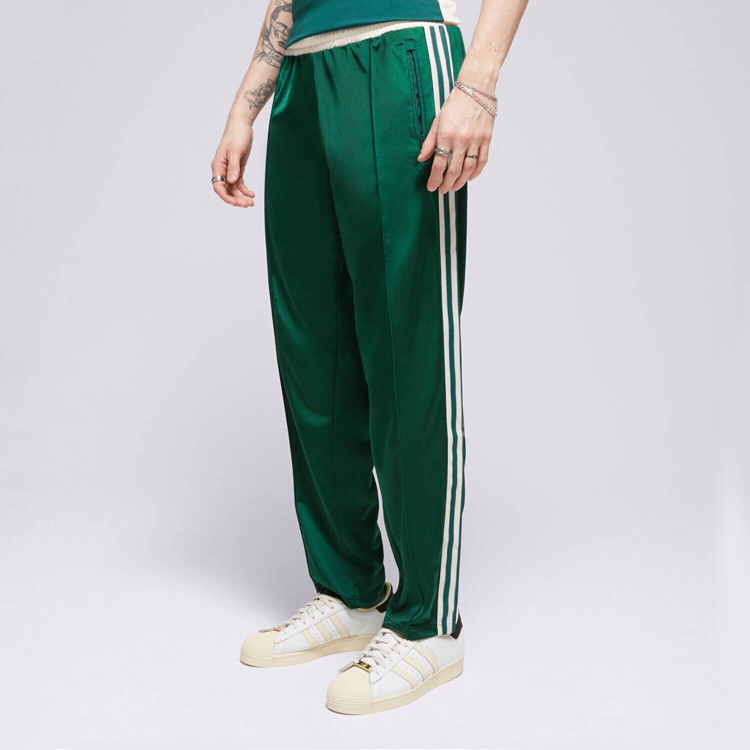 ADIDAS SPODNIE ARCHIVE TP IS1402 ZIELONY | Męskie Spodnie w Sizeer